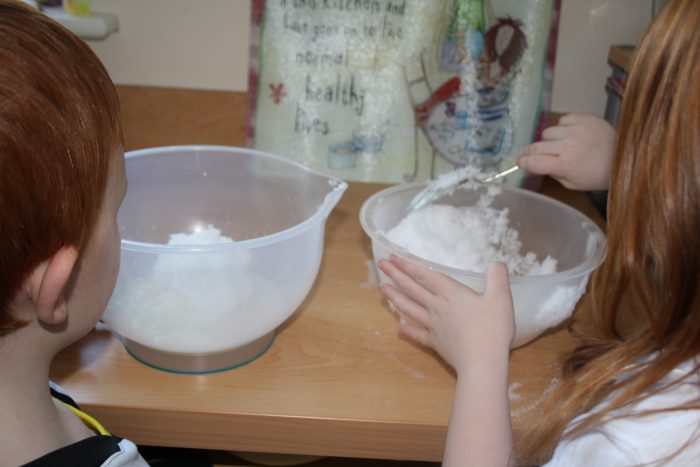 Snow Flavoured Ice Cream (That's ice cream made out of actual snow ...