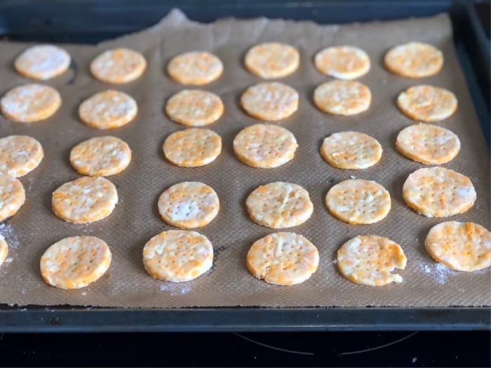 Super Tasty Homemade Mini Cheddars.... | The Diary of a Frugal Family