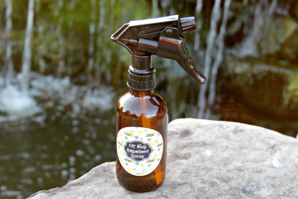 DIY Essential Oils Bug Spray {with free printable bottle labels ...